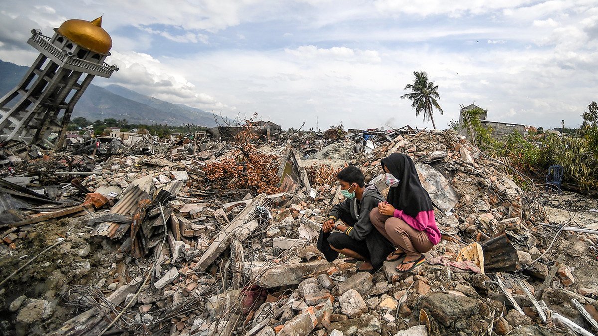 Disaster Diplomacy - Turning Adversity Into Opportunity